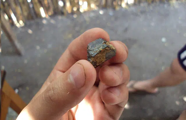 Breve historia del mineral de sangre que necesita tu smartphone: el ...